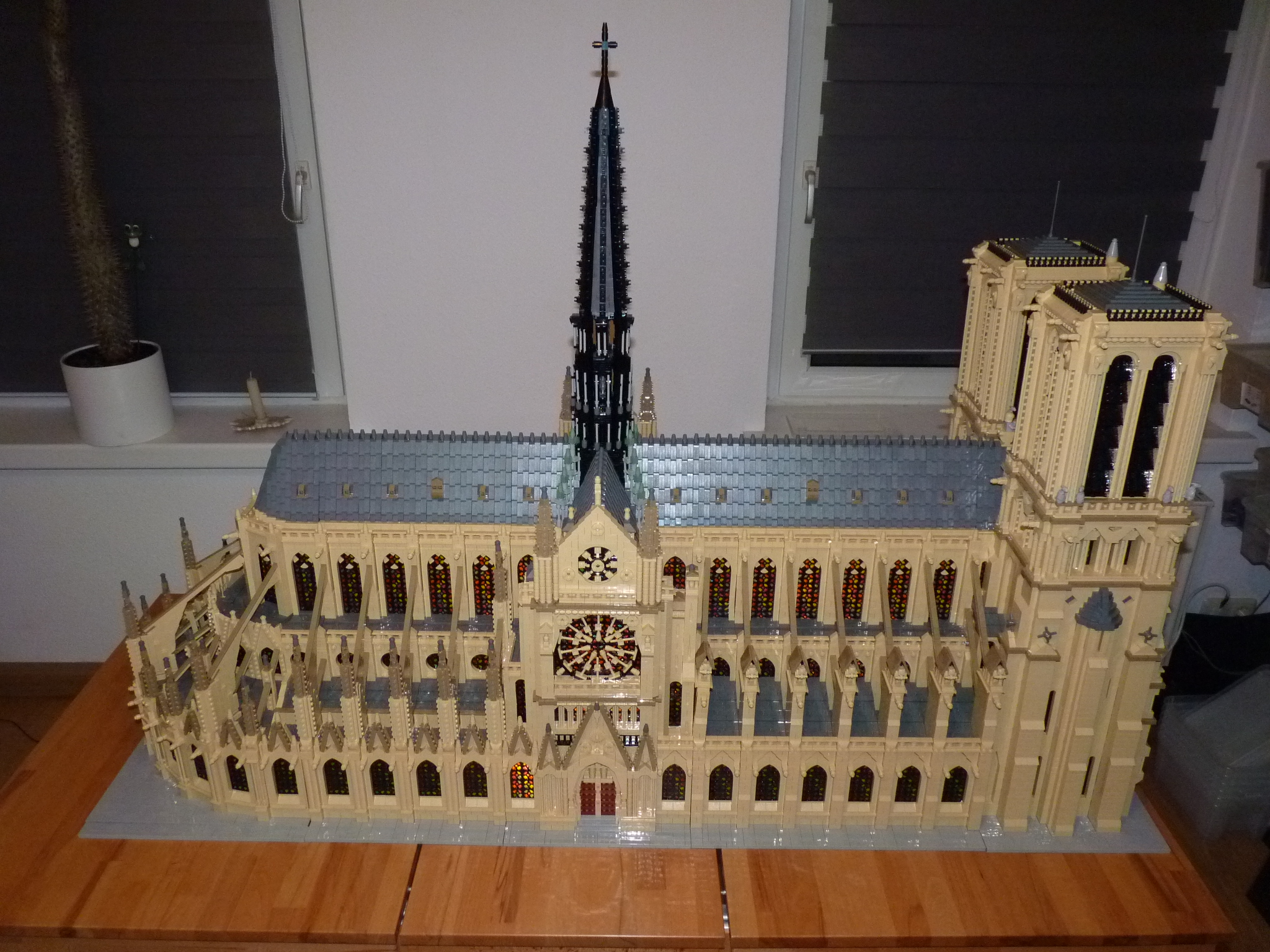peters-lego.com - Notre Dame